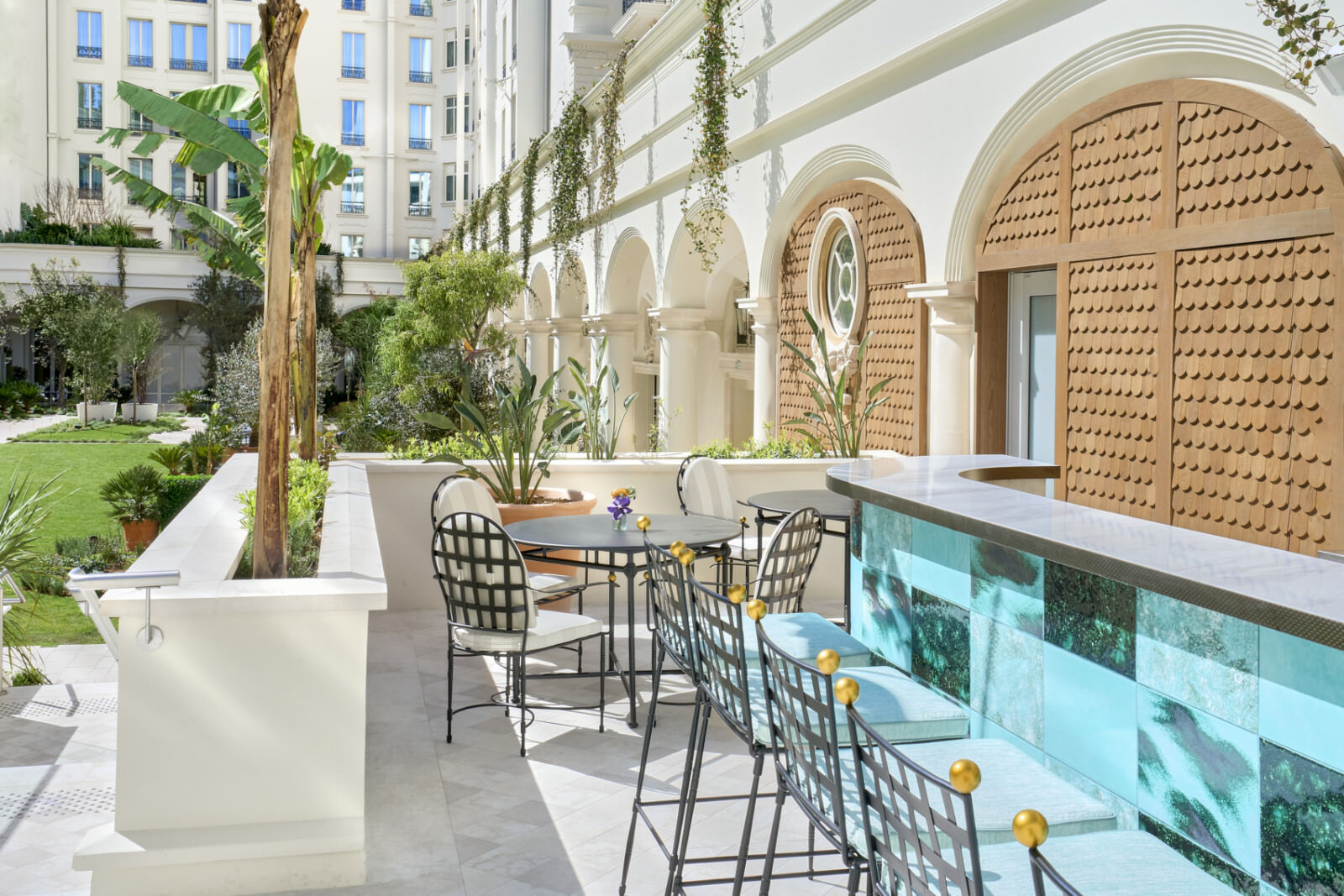 Photo Gallery - Carlton Cannes
